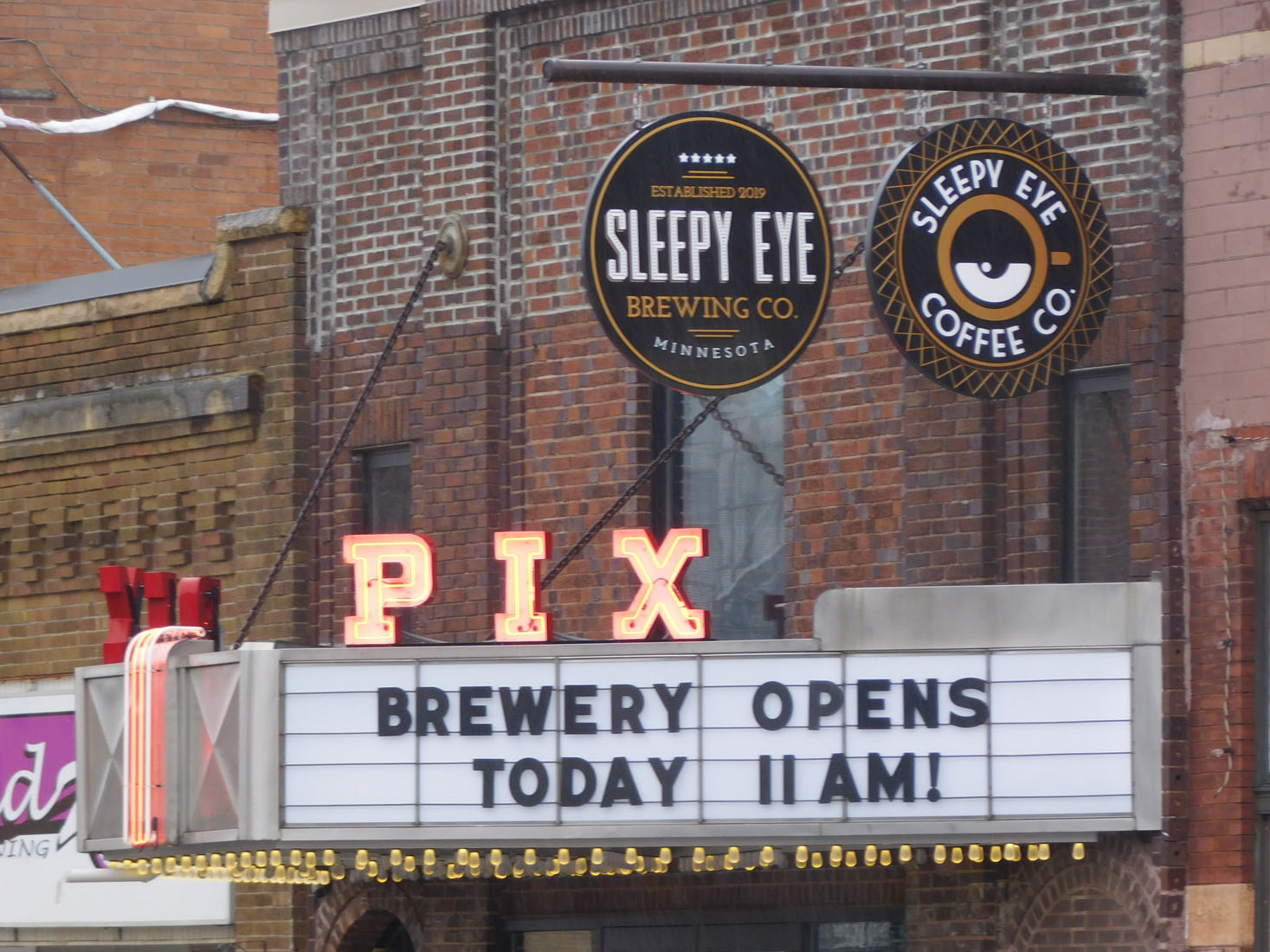 Patrons try new brewery | News, Sports, Jobs - The Journal